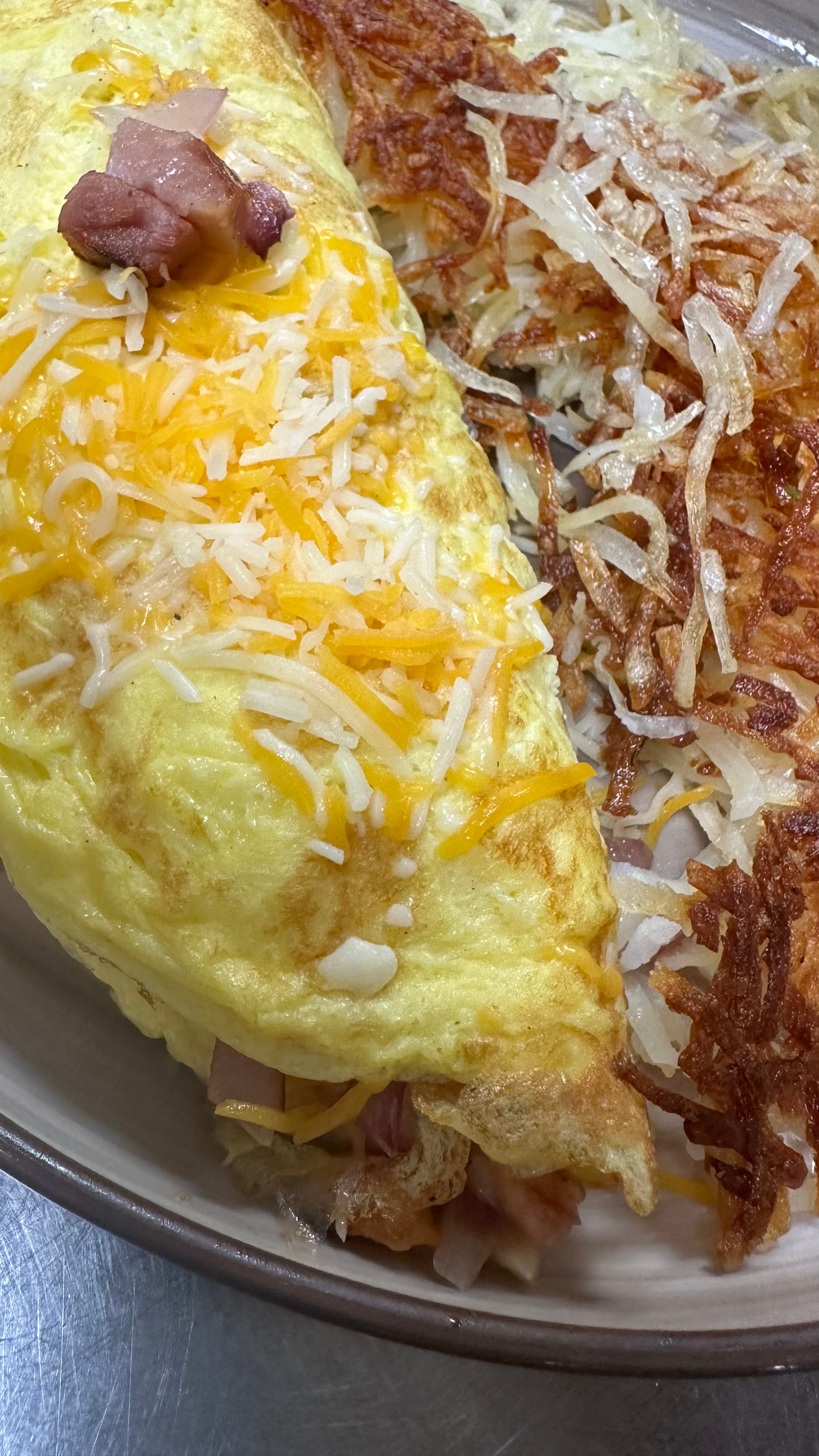 Plain ole plain ole | The Wooden Derrick Cafe